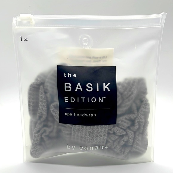 the Basik Edition | Accessories | The Basik Edition Spa Headwrap | Poshmark